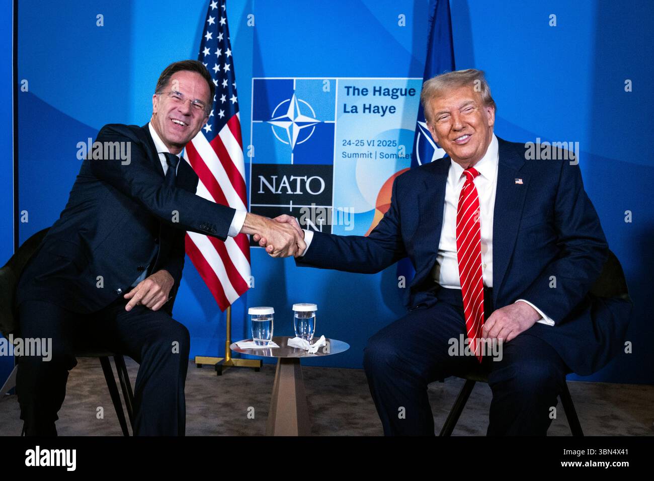 Donald trump smiling 2025 hi-res stock photography and images - Alamy
