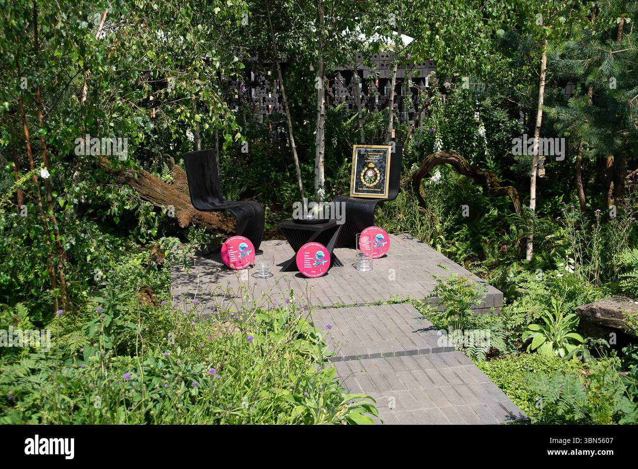 East Molesley, UK. 30th June, 2025. The Subaru Cocoon Show Garden ...