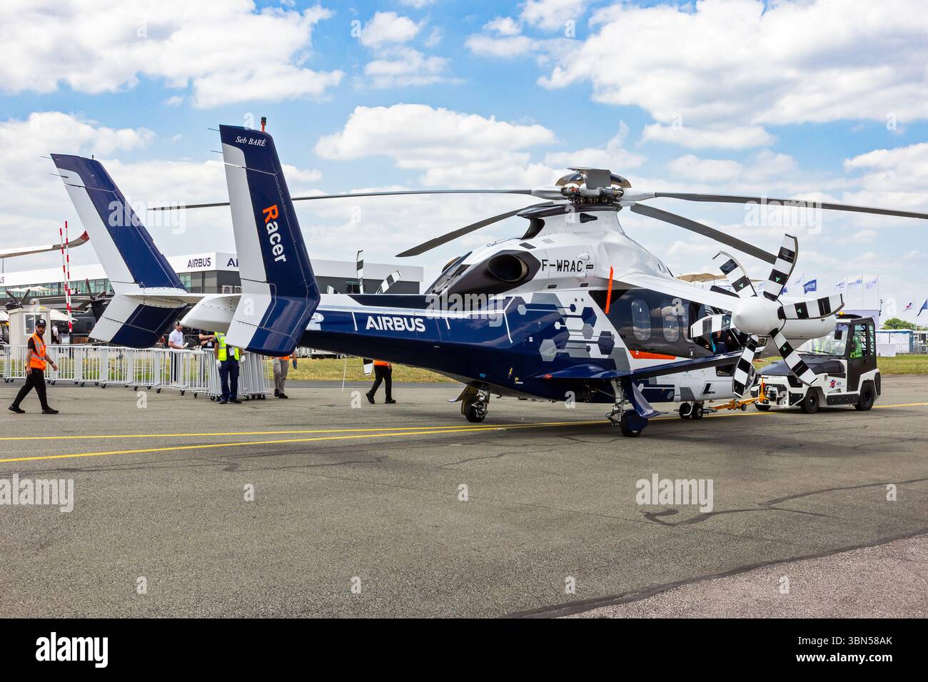 Airbus Helicopters RACER experimental high-speed compound helicopter at ...