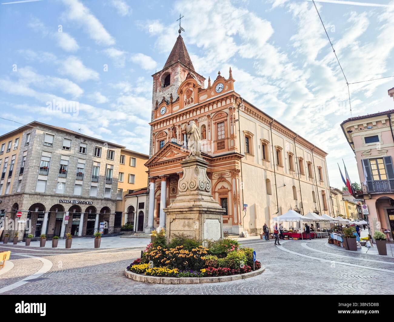 Borgomanero italy hi-res stock photography and images - Alamy
