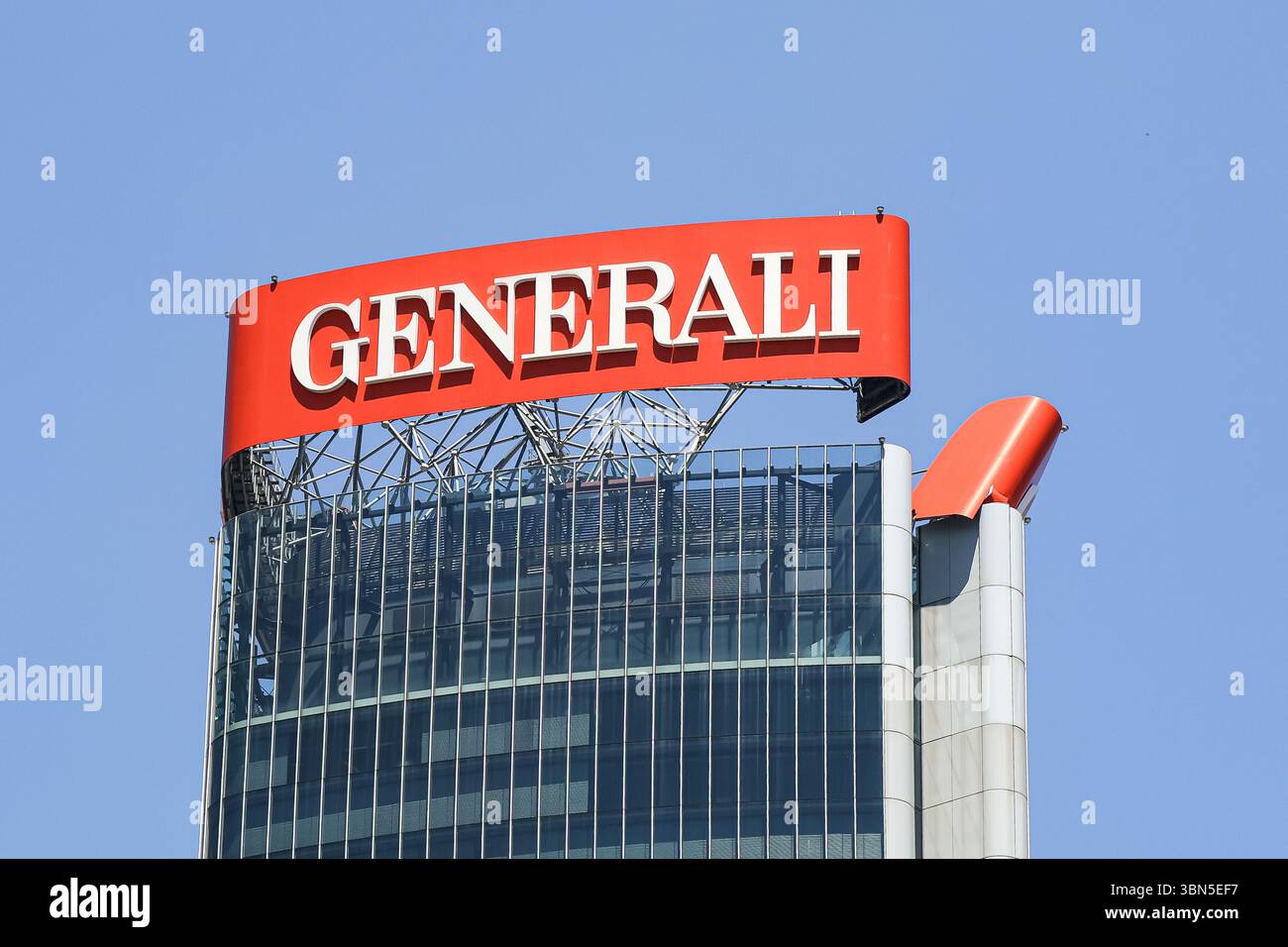 Milan, The collapse of the Generali sign on the Hadid Tower ...