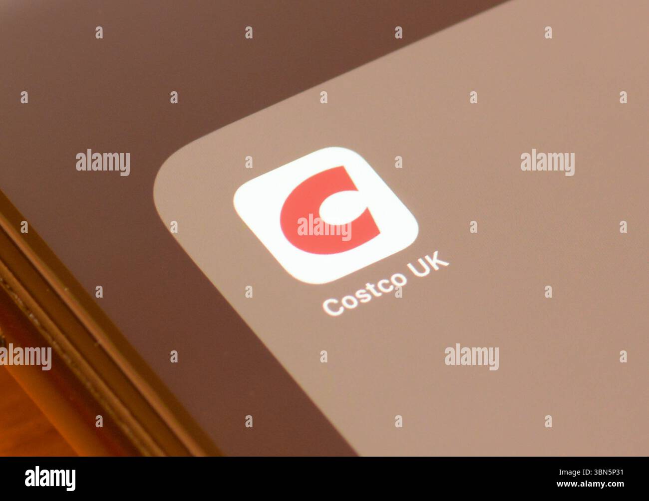 CostCo UK supermarket app on smartphone screen Stock Photo - Alamy