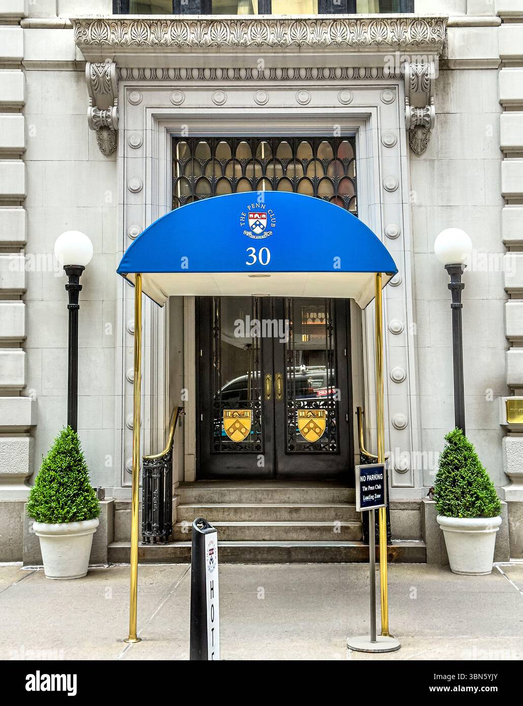 The Penn Club, building exterior, 30 West 44th Street, Manhattan, New ...