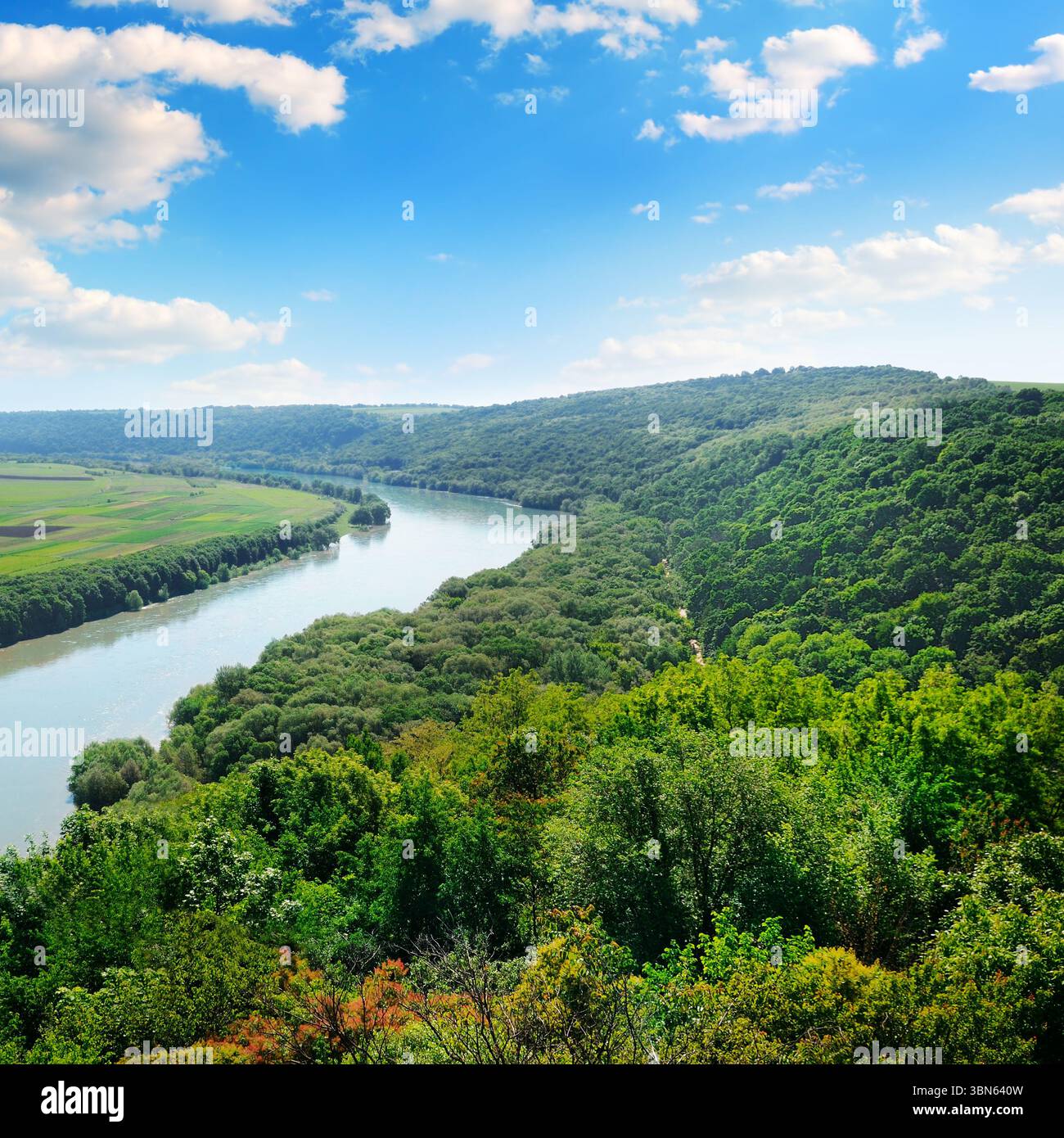 The beautiful scenery of the river Dniester. Moldova Stock Photo - Alamy