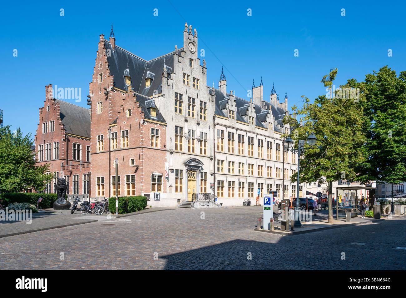 Historical buildings at the old market square or Grote Markt in ...