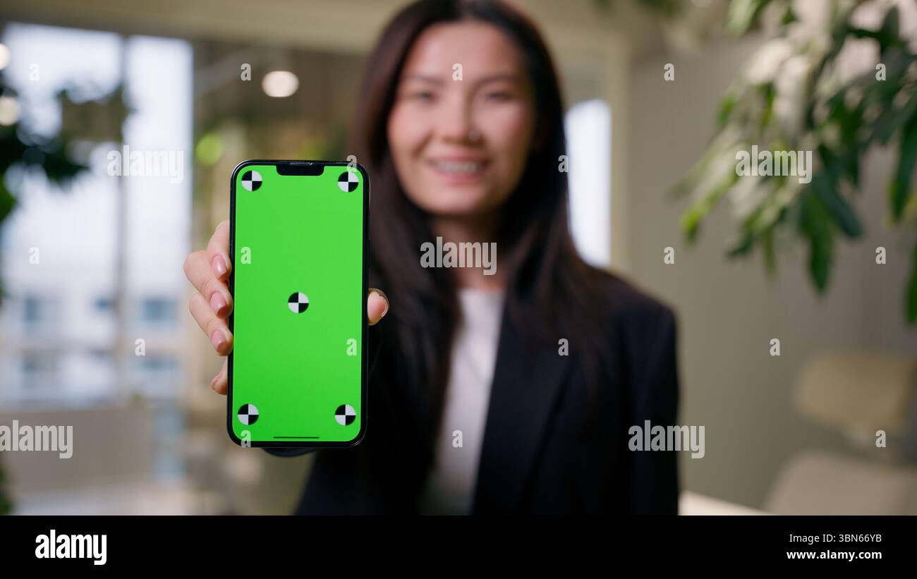 Asian smiling business woman Chinese Japanese businesswoman Korean girl ...