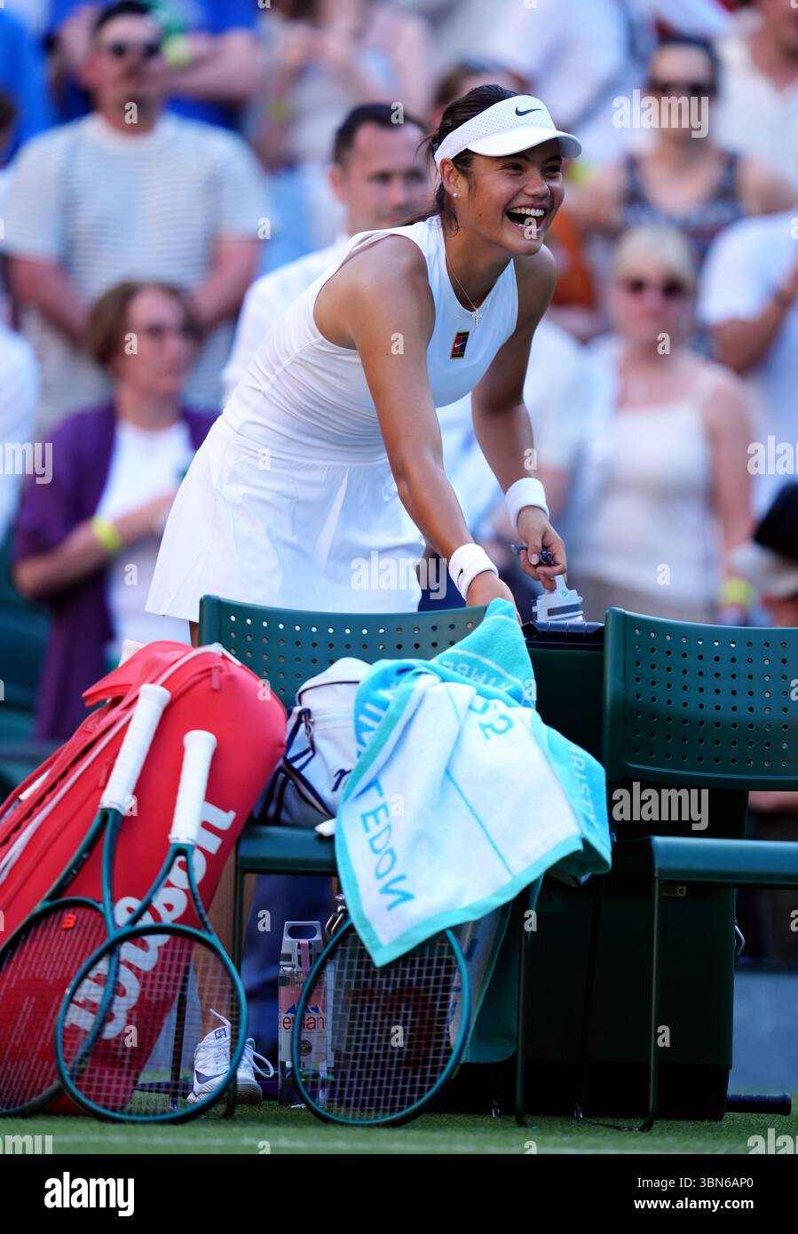 Emma Raducanu celebrates her victory over Mingge Xu on day one of the ...