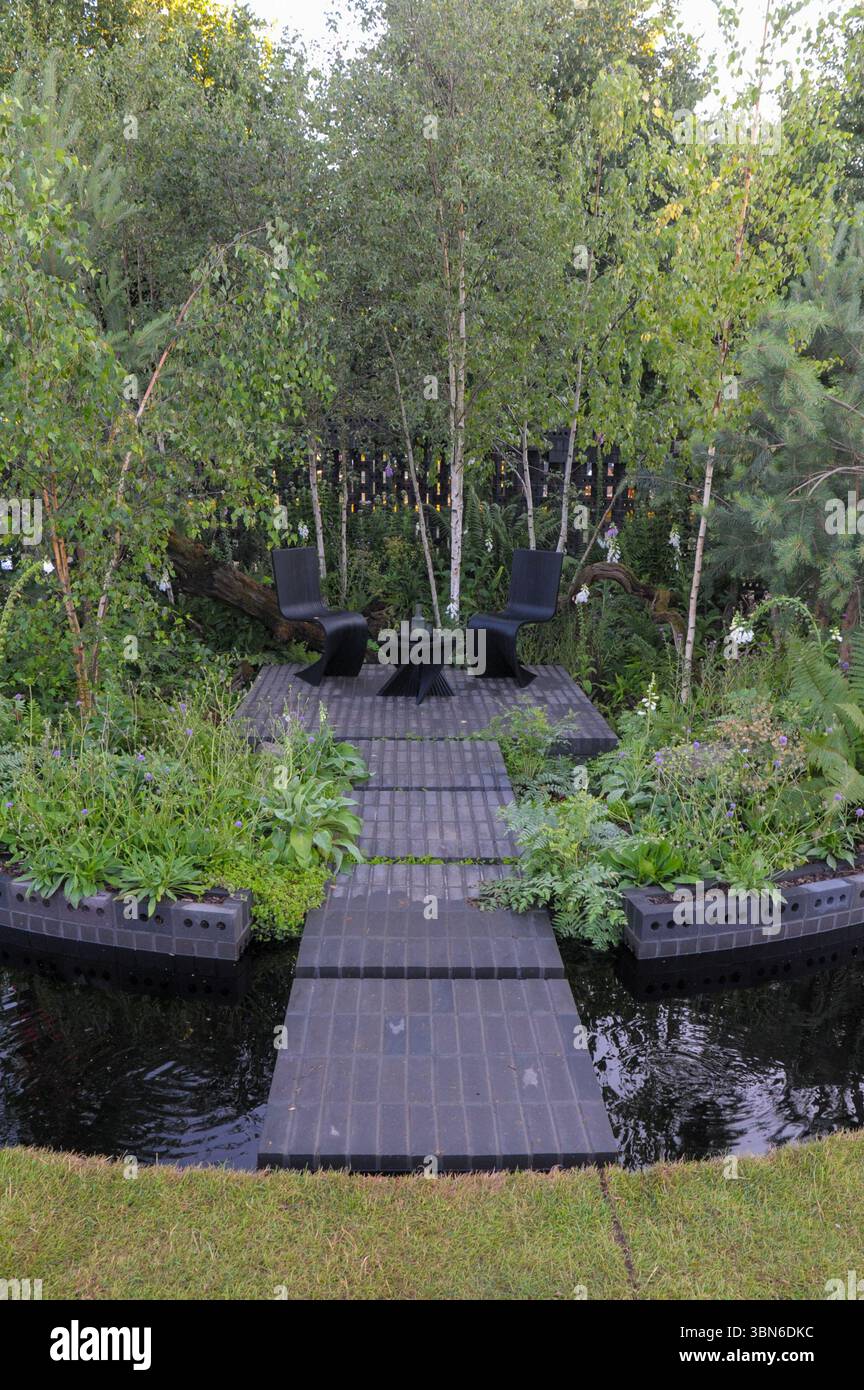 Opening day at the 2025 Royal Horticultural Society Hampton Court ...