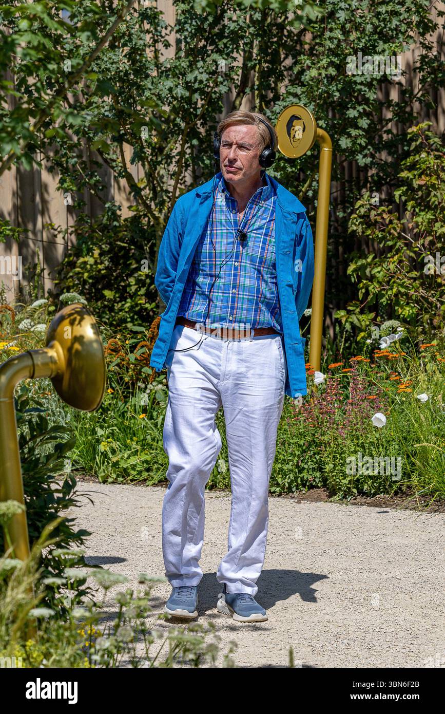 Steve Coogan was spotted filming in character as Alan Partridge at the ...