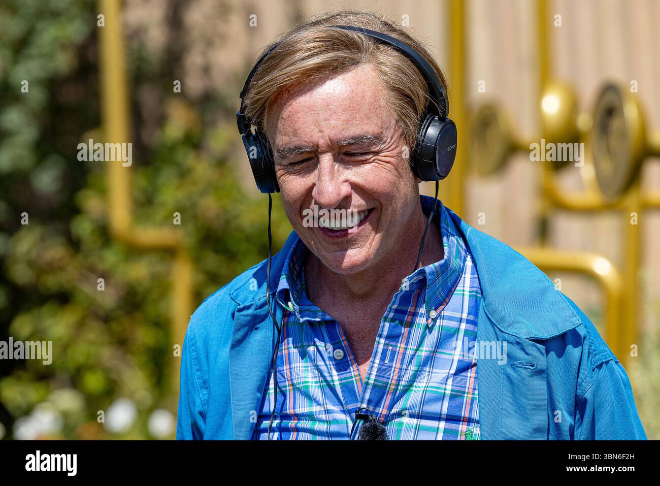 Steve Coogan was spotted filming in character as Alan Partridge at the ...