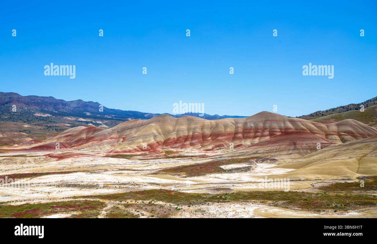 Painted Hills, Oregon, USA - May 27th 2017: A landscape view of the ...