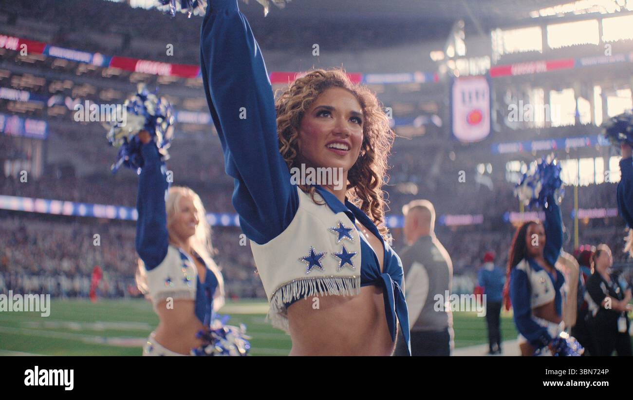 AMERICA'S SWEETHEARTS: DALLAS COWBOY CHEERLEADERS, contestant KayDianna ...