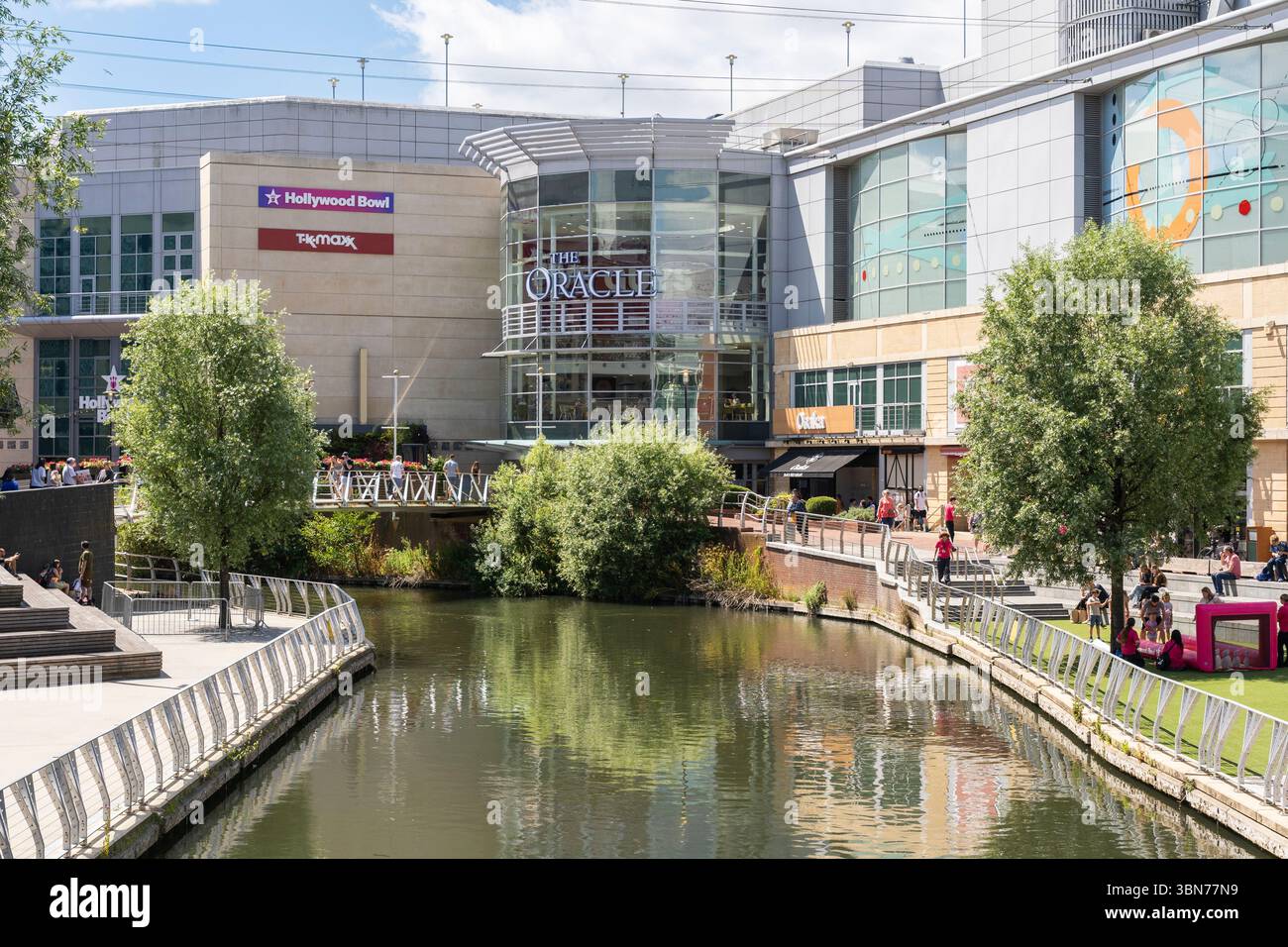 Shoppers and visitors to The Oracle indoor shopping centre & leisure ...
