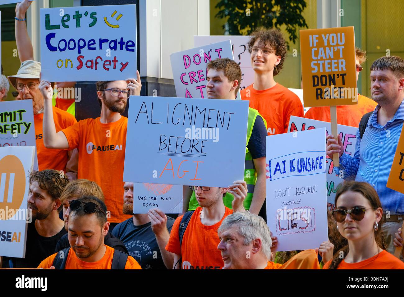 Pause AI activists protest outside Google DeepMind to demand greater ...