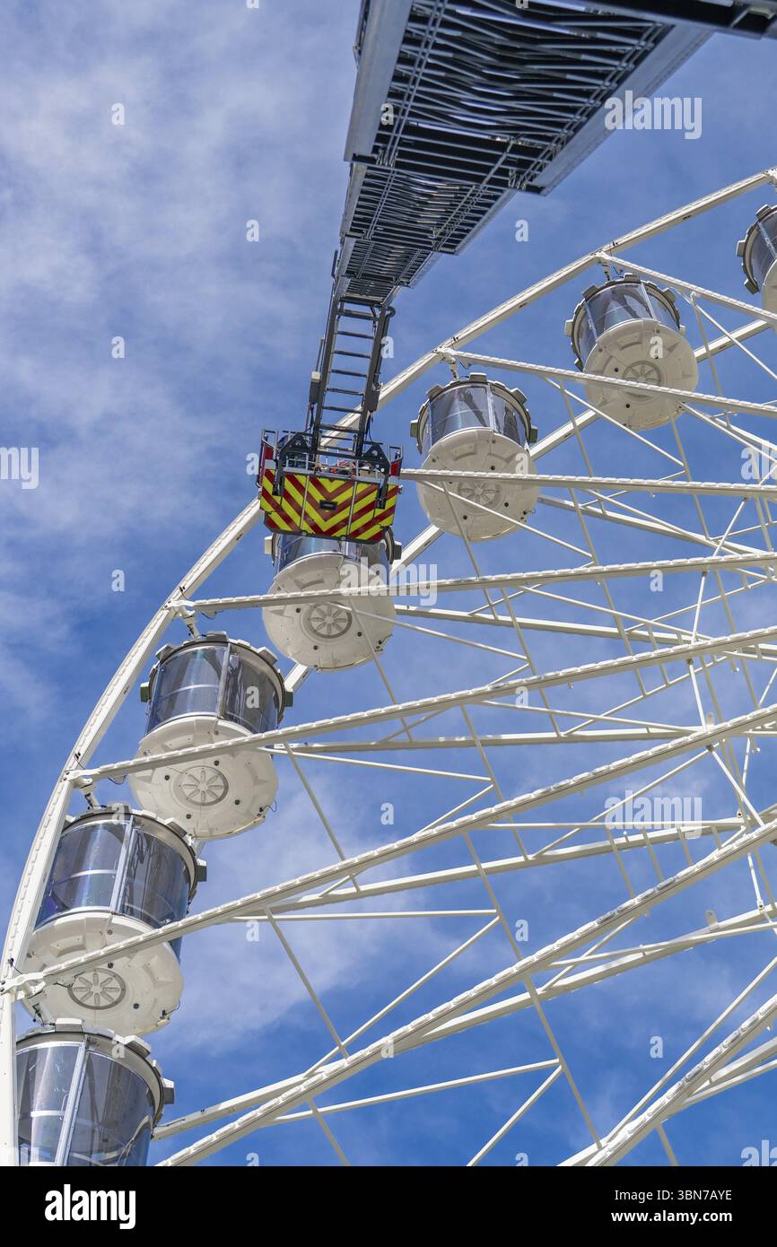 Fire brigade ladder extends hi-res stock photography and images - Alamy