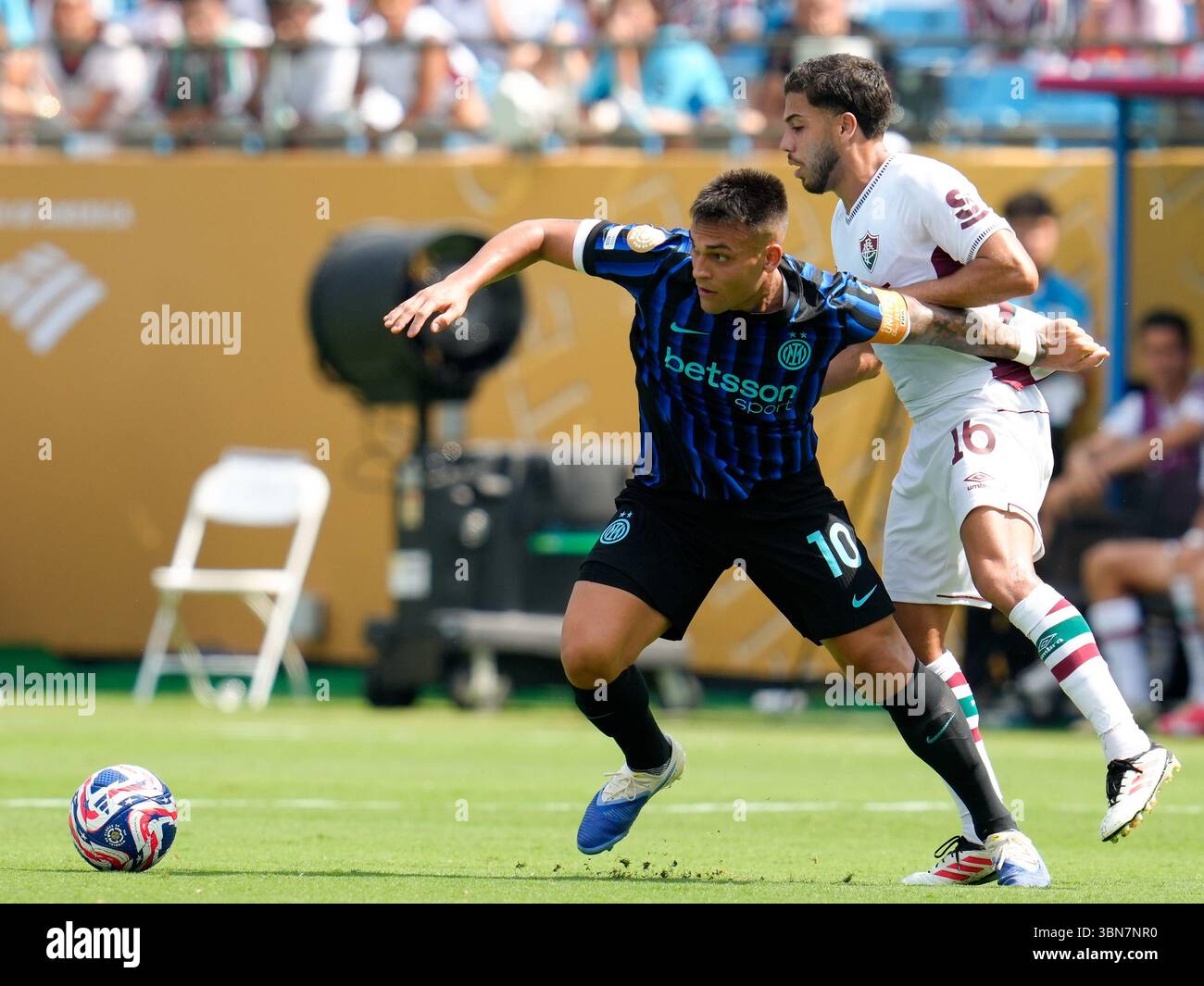'lautaro martinez inter milan' 2025 hi-res stock photography and images ...