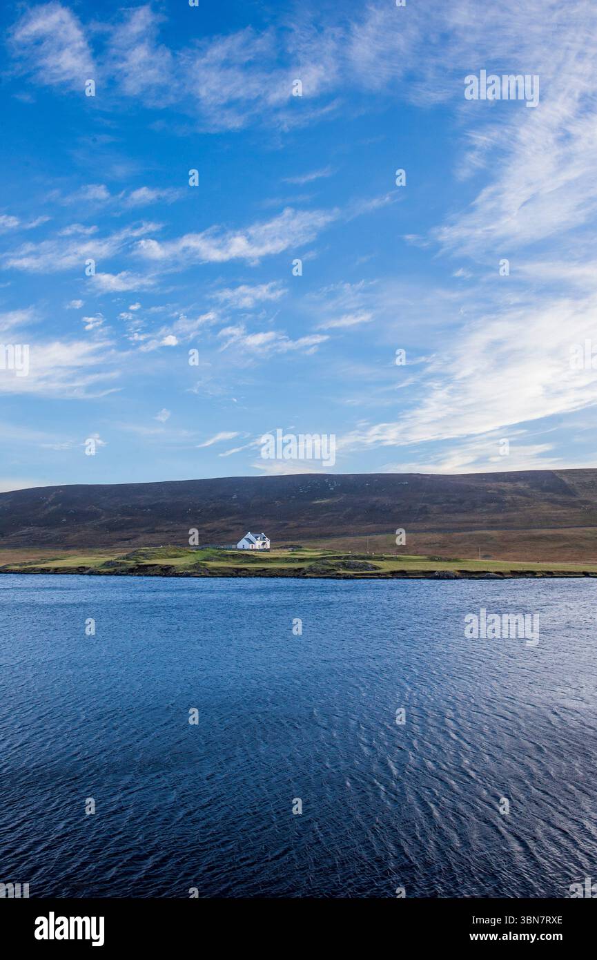 The atmospheric home of DI Ruth Calder, portrayed by Ashley Jensen in ...