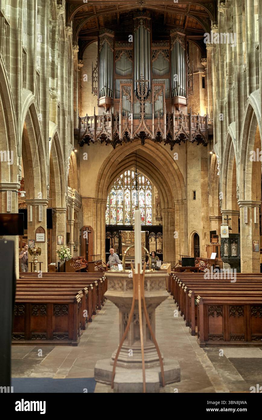 Holy Trinity Church, interior, Stratford upon Avon, Warwickshire ...