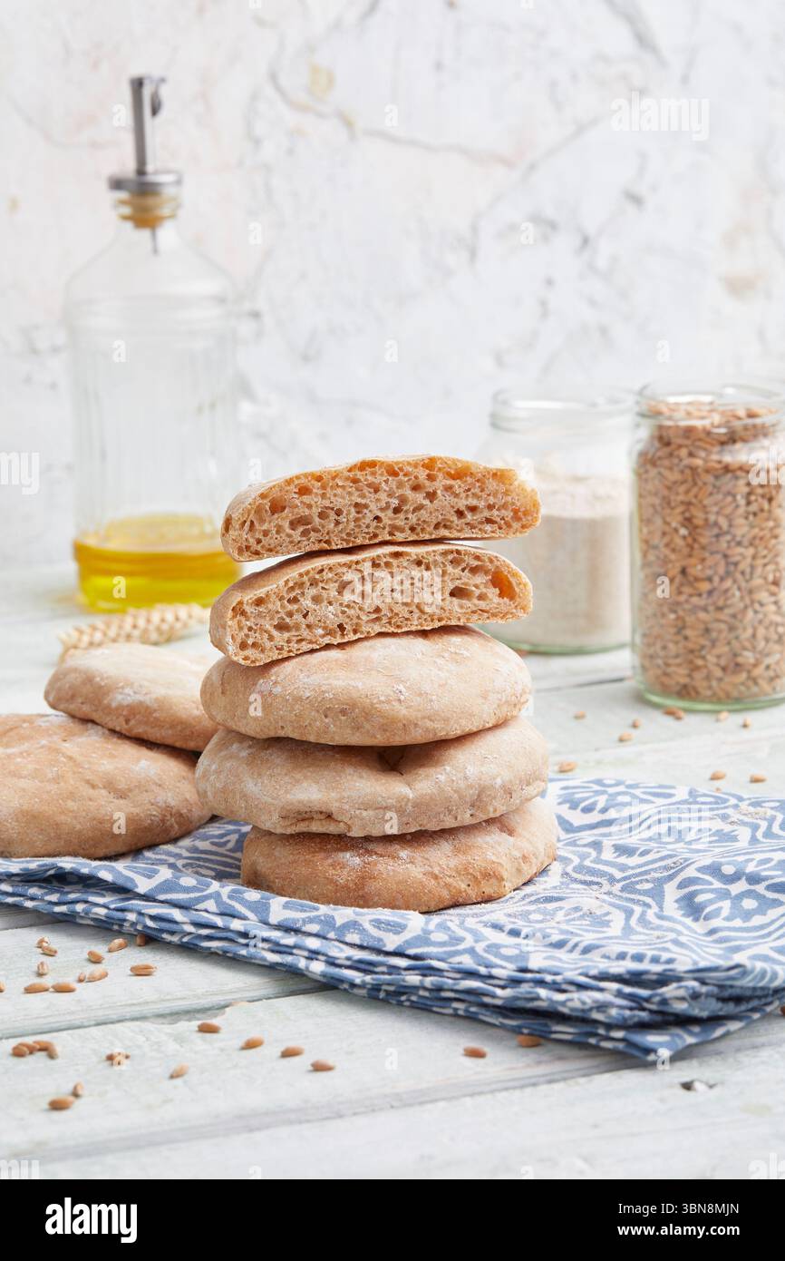 Pita bread – traditional flatbread from Middle Eastern cuisine Stock ...