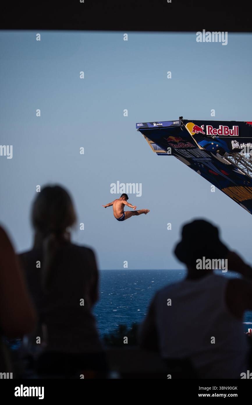 Mexican Jonathan Paredes in action. Thousands of enthusiasts and ...