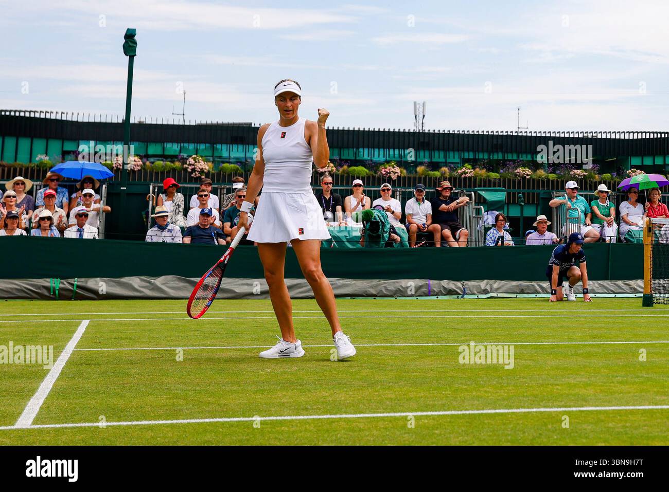 01 July 2025, Great Britain, London: Tennis: Grand Slam, WTA Tour ...