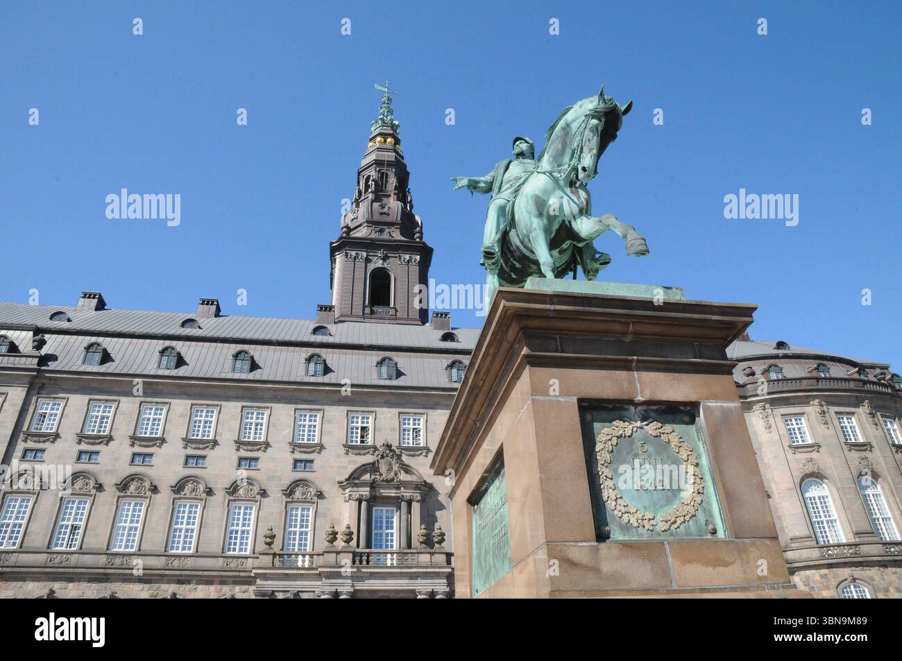 Copenhaen /Denamrk /O1 JULY 2025 /Statue of king frederikVII of denmark ...
