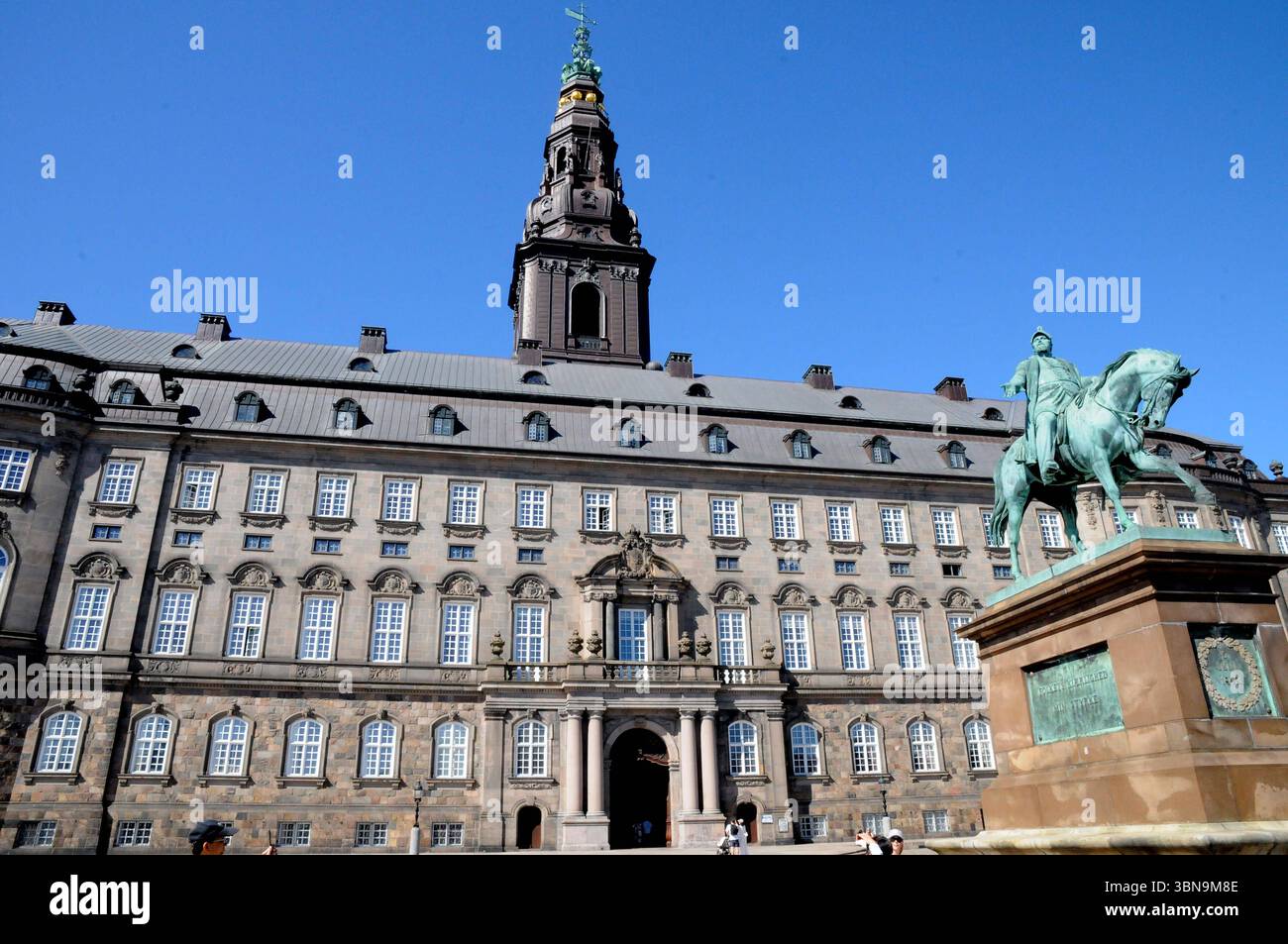 Copenhaen /Denamrk /O1 JULY 2025 /Statue of king frederikVII of denmark ...