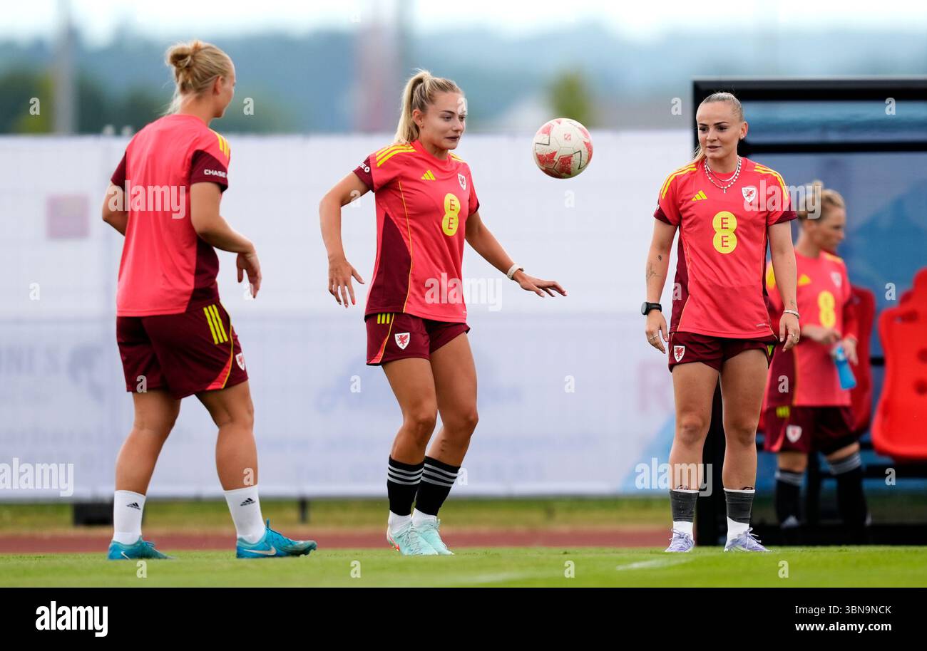 Wales' Charlie Estcourt (centre) and Wales' Charlie Estcourt (right ...