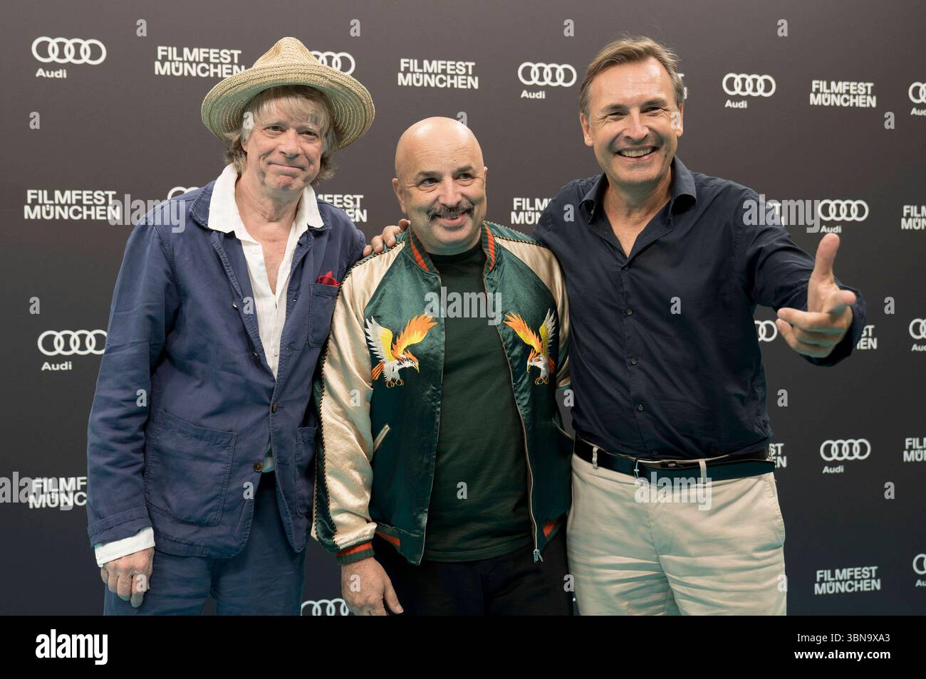Helge Schneider, Sandro Giampietro und Thomas Linsmayer bei der ...