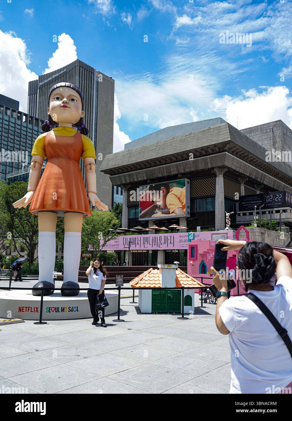 2025 K-Content Seoul Travel Week: Squid Game Popup at Gwanghwamun ...