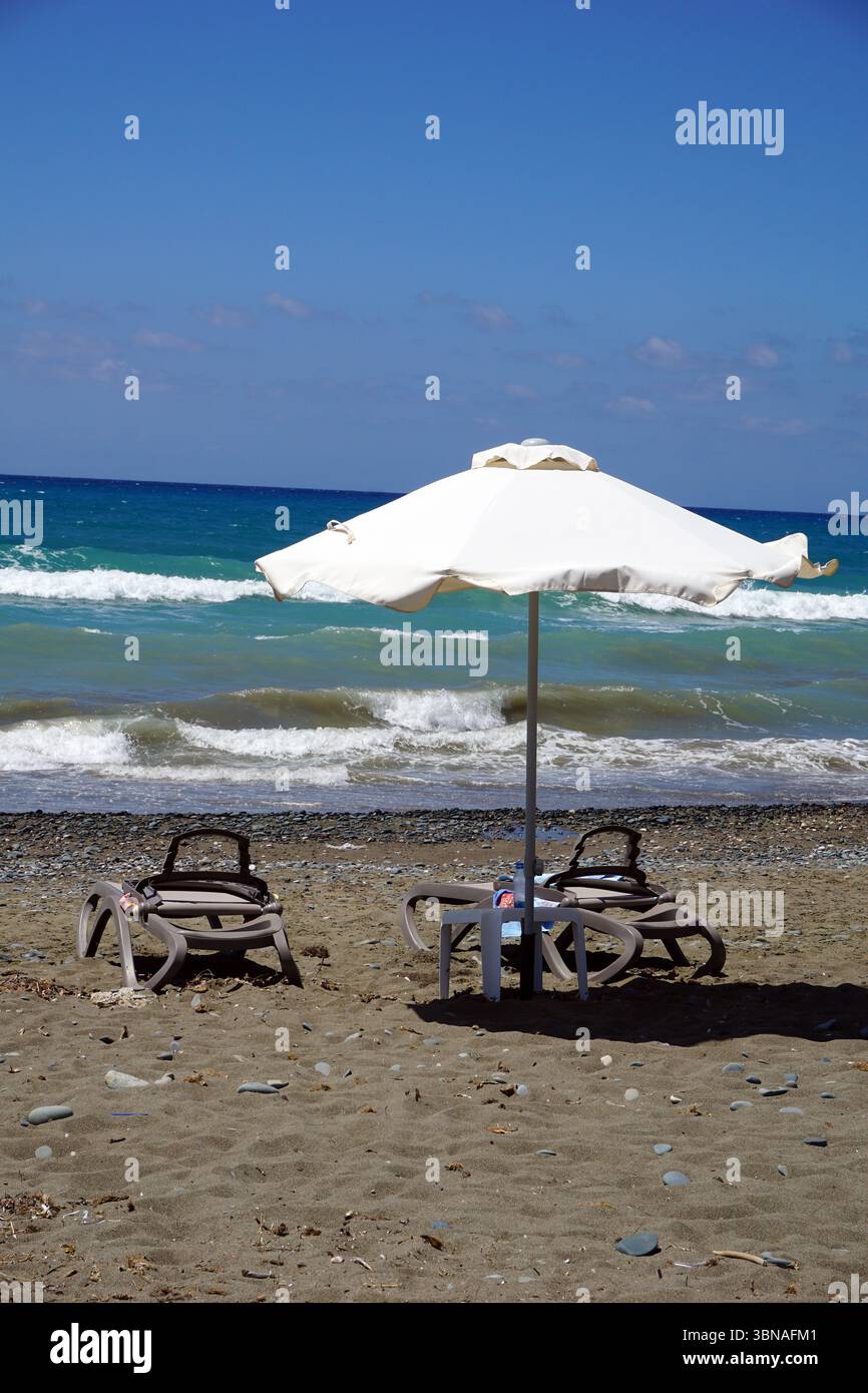 White table chairs breaking hi-res stock photography and images - Alamy