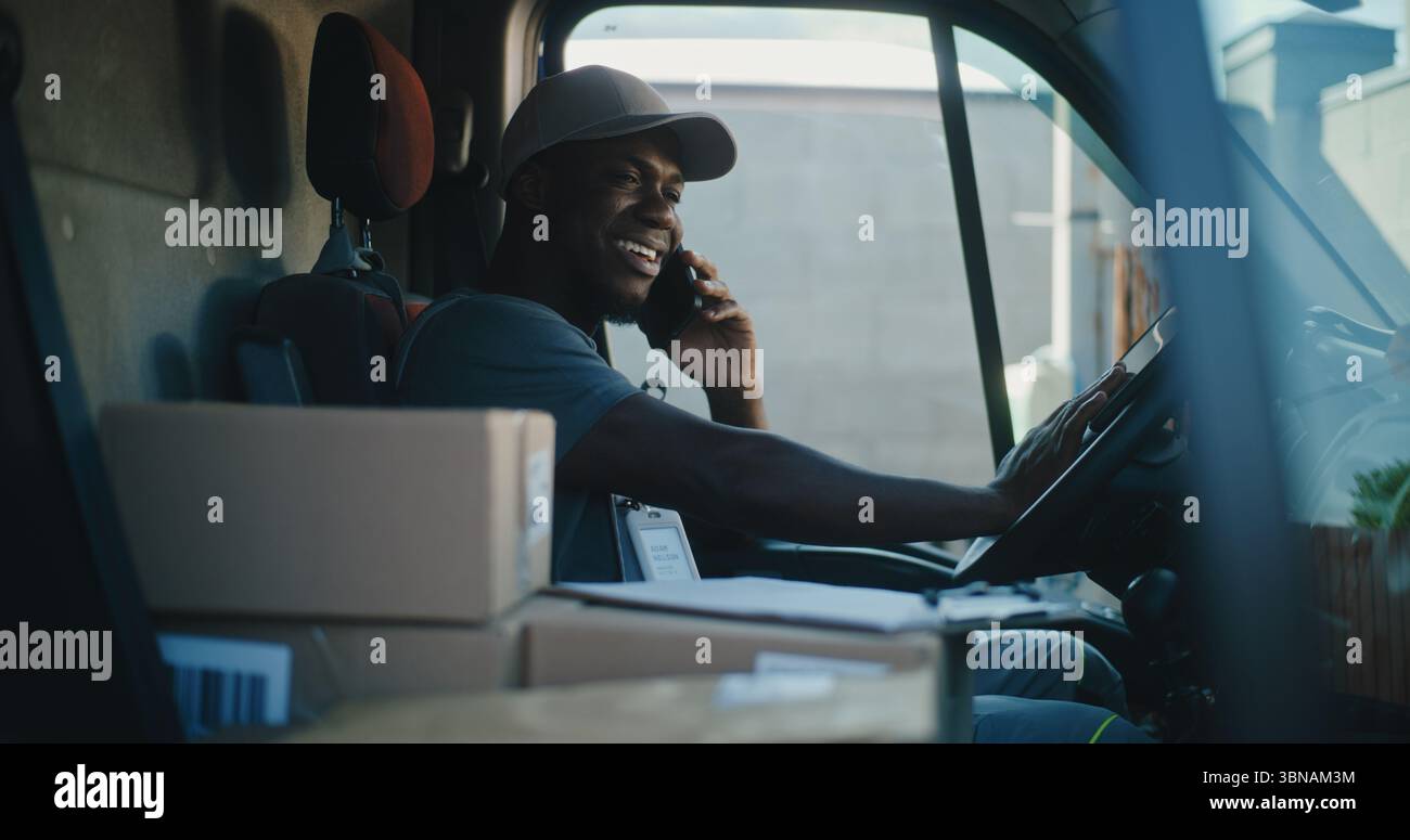 Employee american express freight hi-res stock photography and images ...