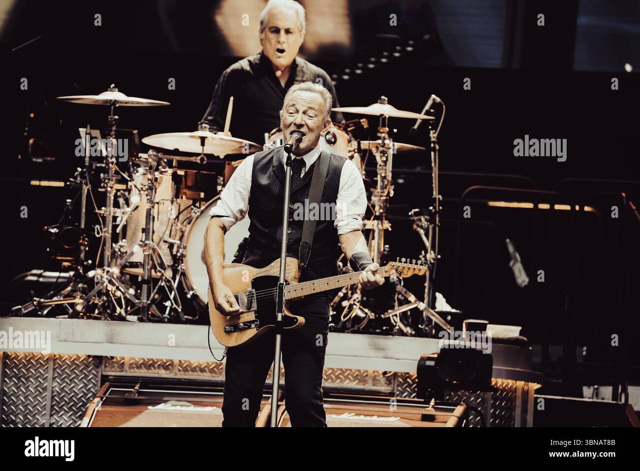 Milano, Italy. 30th June, 2025. Bruce Springsteen on stage during the ...