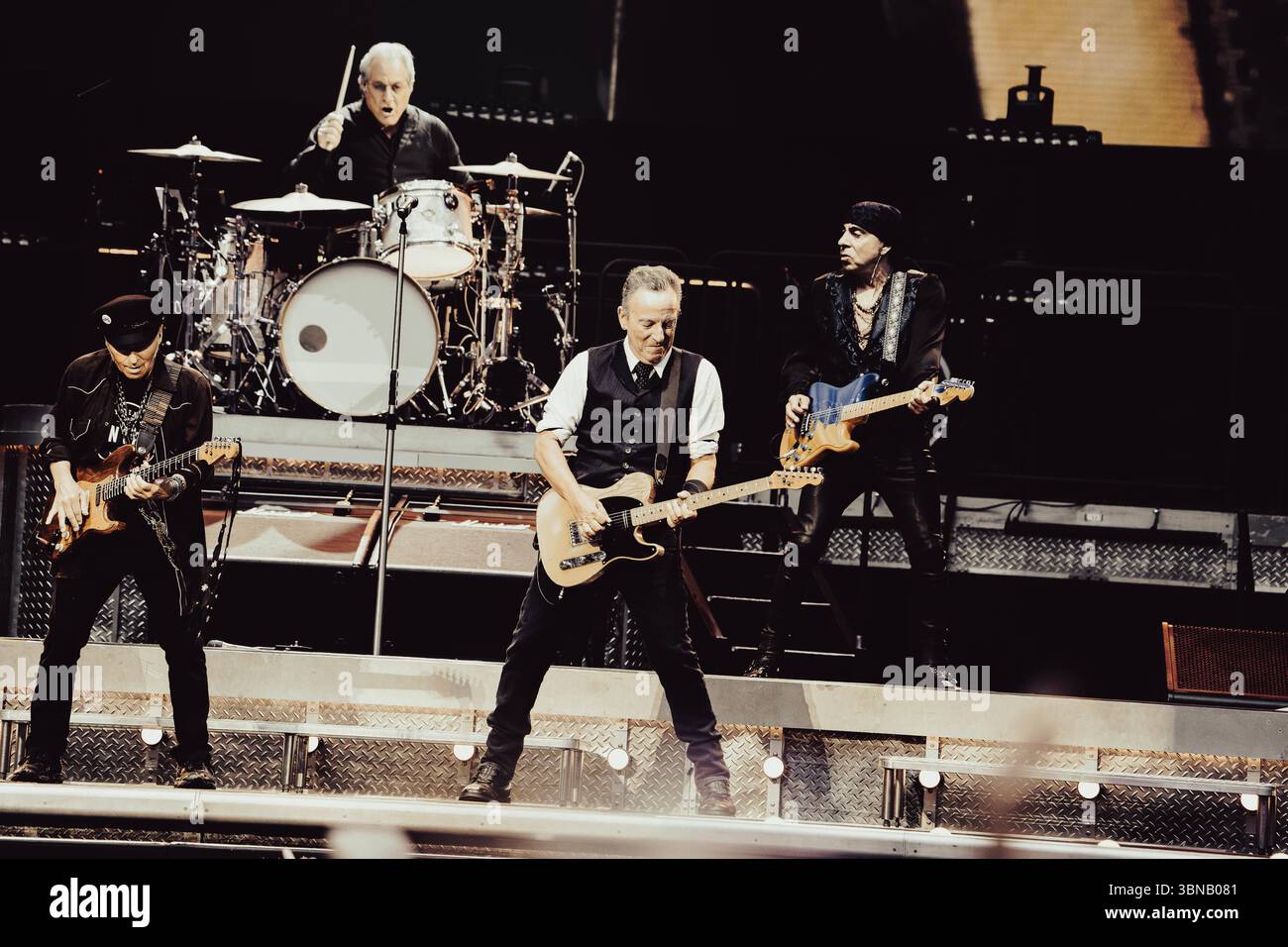 Music Concert - Bruce Springsteen Bruce Springsteen on stage with band ...