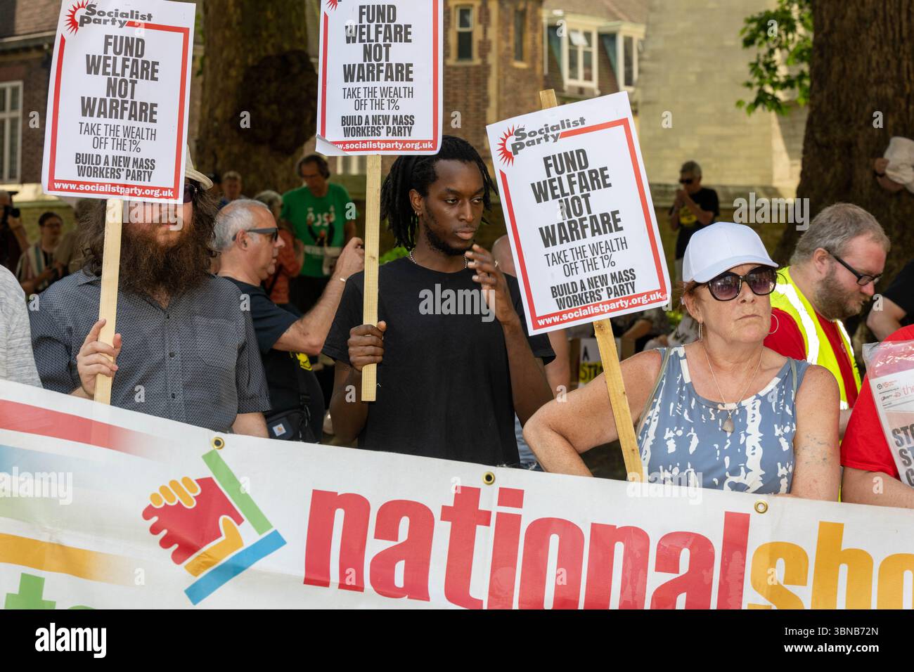 Anti universal credit protest hi-res stock photography and images - Alamy