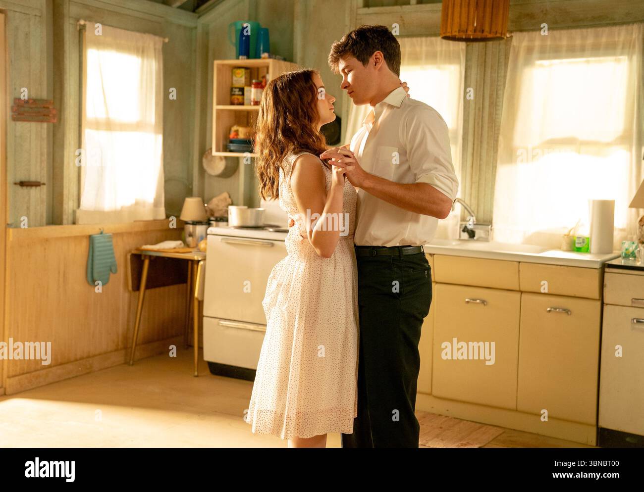 The In Between (2022) Joey King Kyle Allen *Filmstill - Editorial Use ...