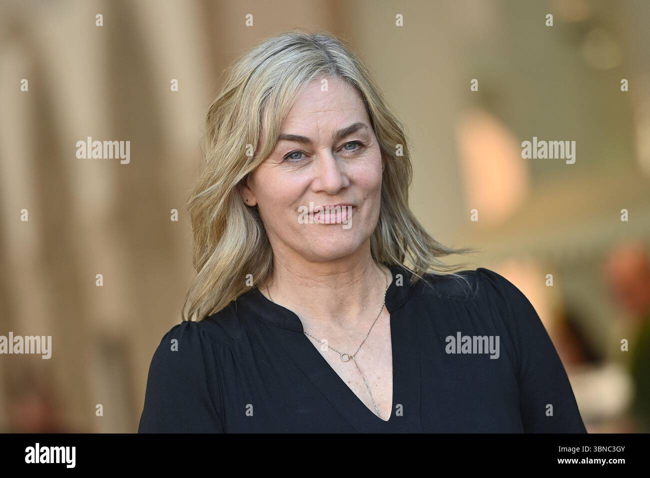 Gesine CUKROWSKI (actress) single image, cropped single motif, portrait ...
