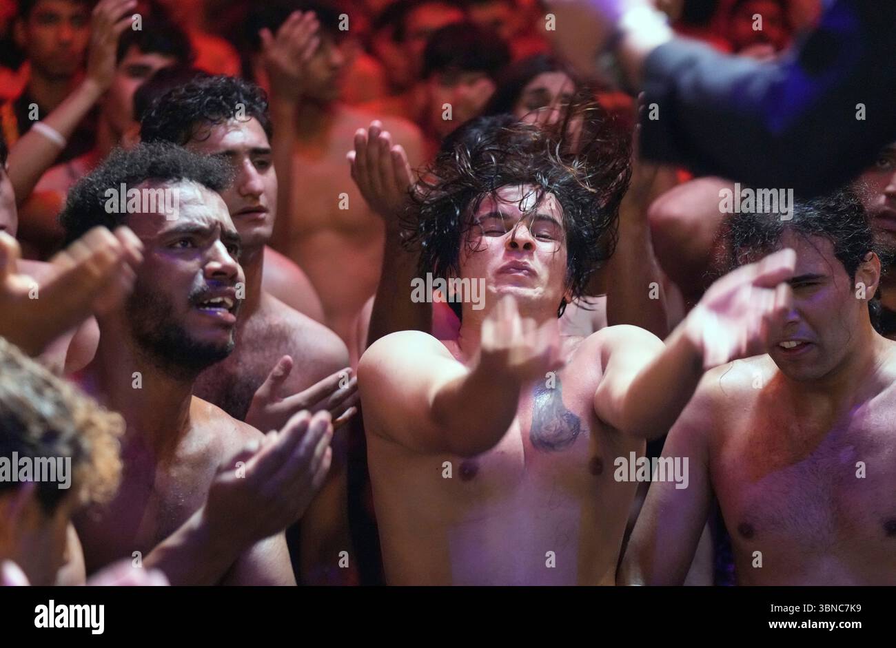 Shiite faithful Muslims beat their chests as a sign of grief for Imam ...