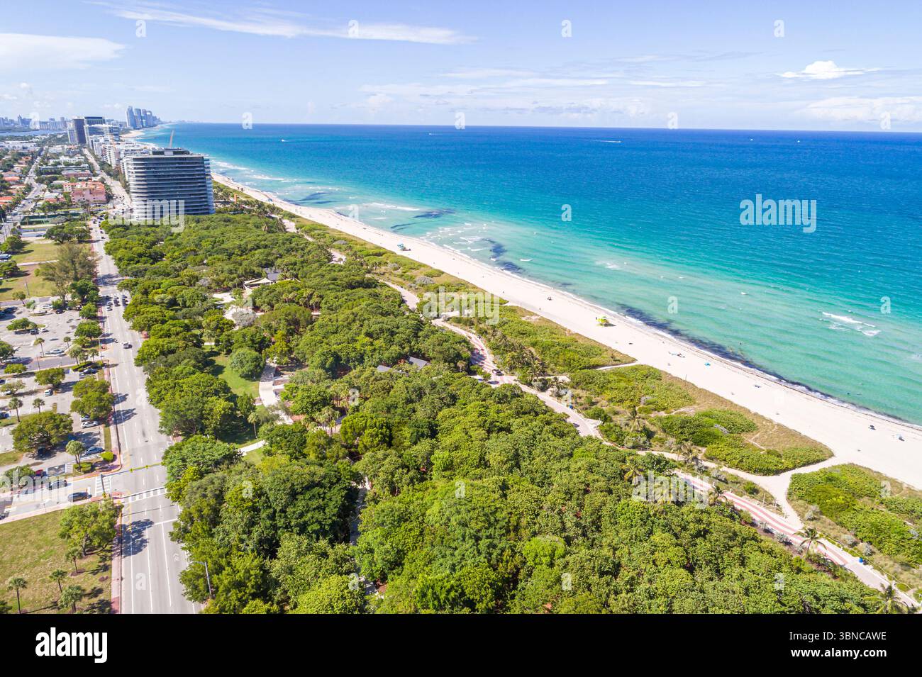 Eighty seven park condominium miami hi-res stock photography and images ...