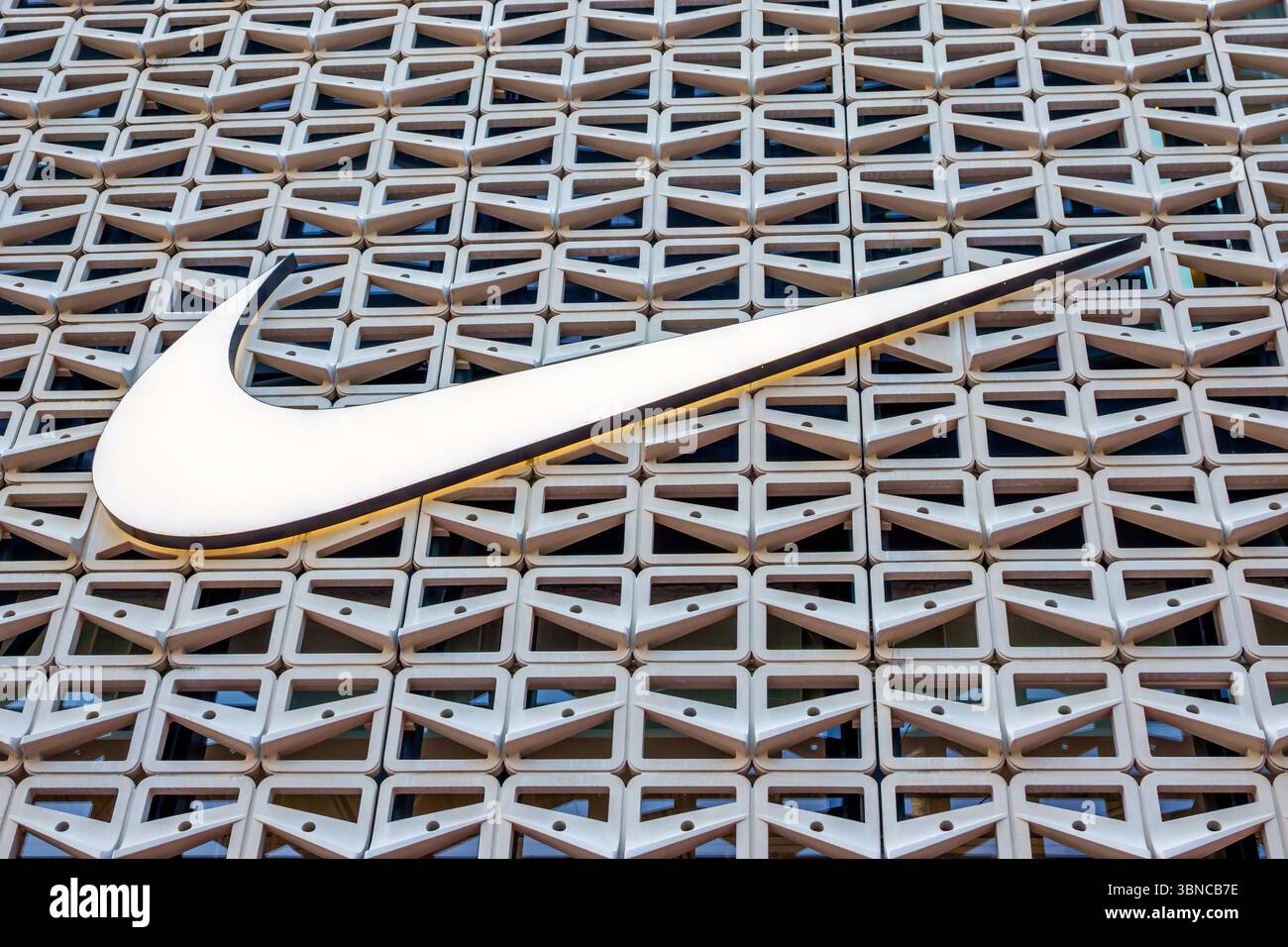 Miami Beach Florida,Lincoln Road pedestrian shopping mall,Nike store ...