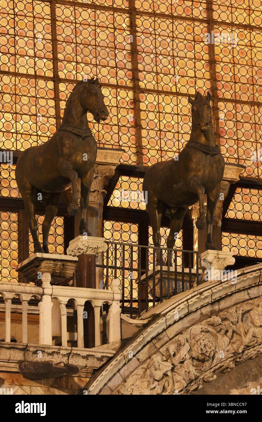 Loggia dei Cavalli, Roman Catholic Basilica of St Mark on St Mark's ...