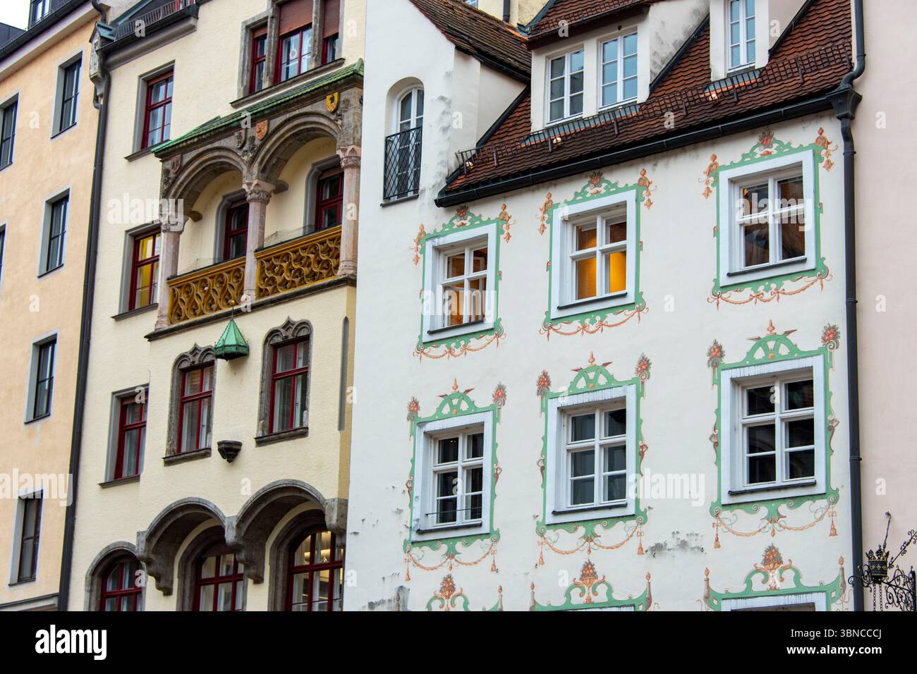 Munich architecture modern residential hi-res stock photography and ...
