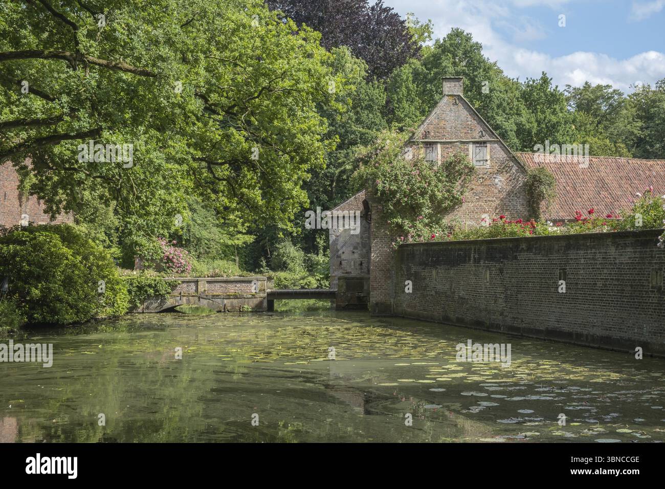 Drawbridge and gatehouse moated castle Haus Welbergen, Ochtrup ...