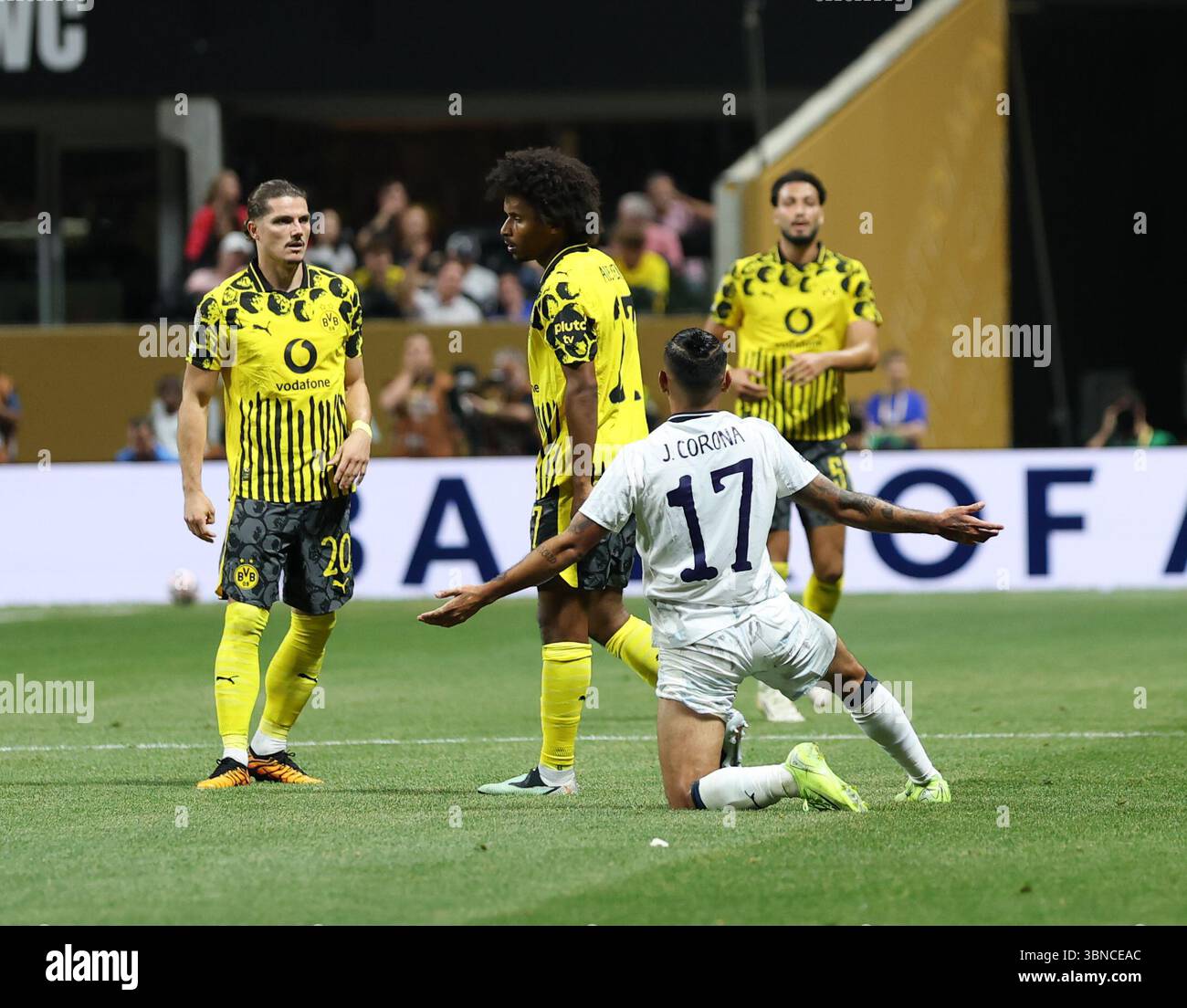 Atlanta, USA. 1st July, 2025. CF Monterrey's Jesus Corona (Bottom ...