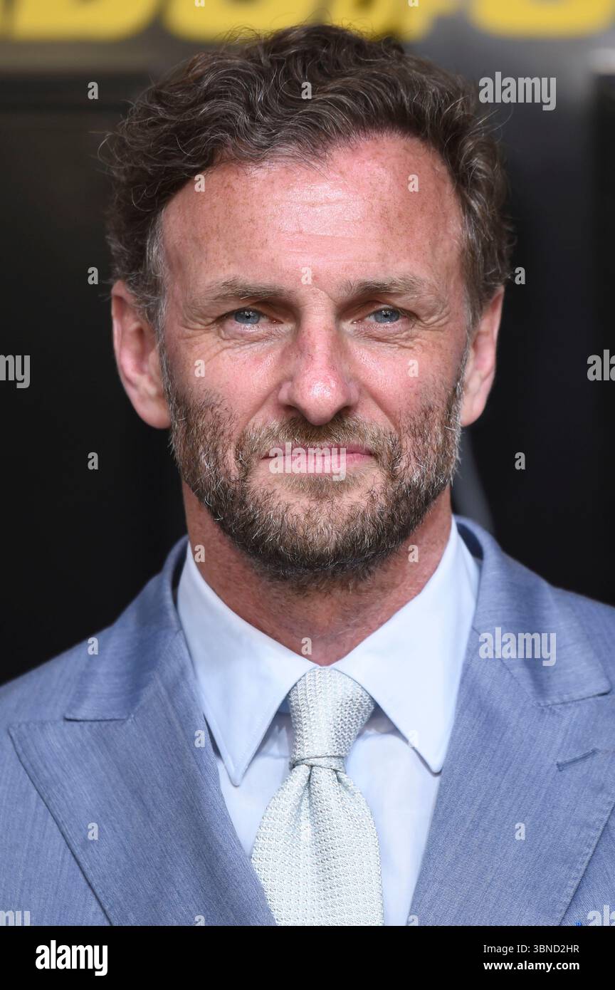 Steven Cree bei der Premiere des Amazon Prime Video Films 'Heads of ...