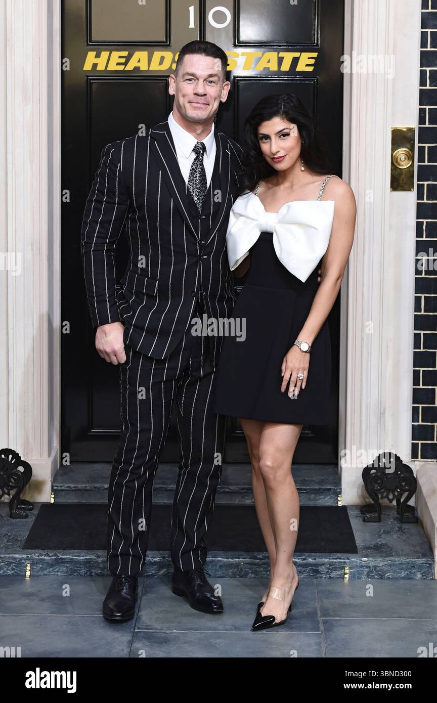 John Cena mit Ehefrau Shay Shariatzadeh bei der Premiere des Amazon ...