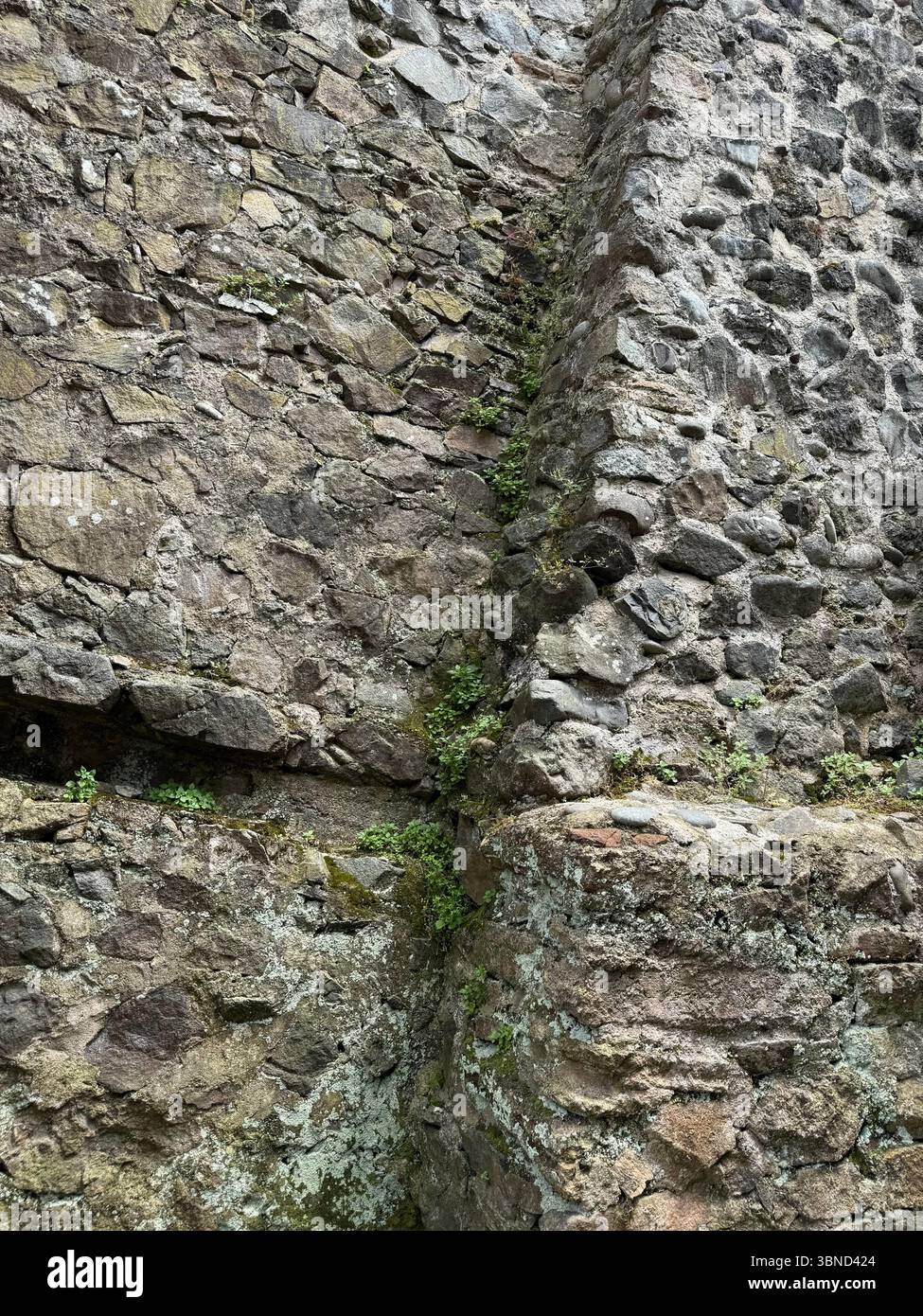 This image shows the intersection of two sections of an ancient stone ...