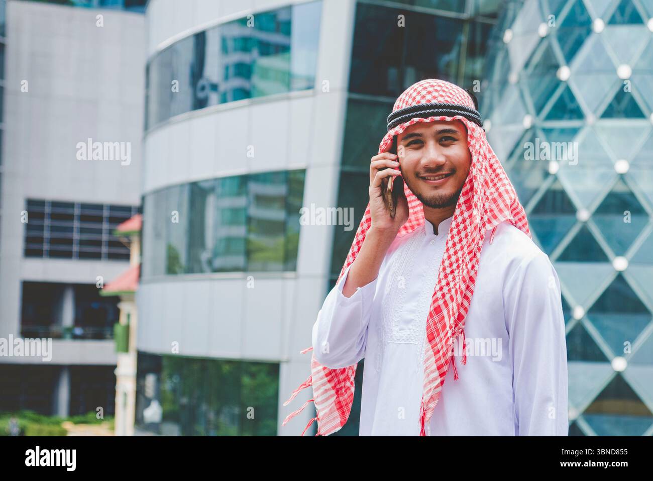 Islamic man using smartphones app organize schedule agenda focus on ...