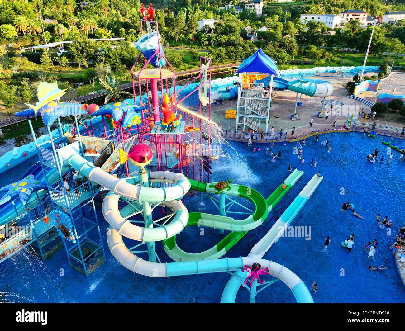 Aerial photo shows a water park in Ganzhou City, east China's Jiangxi ...