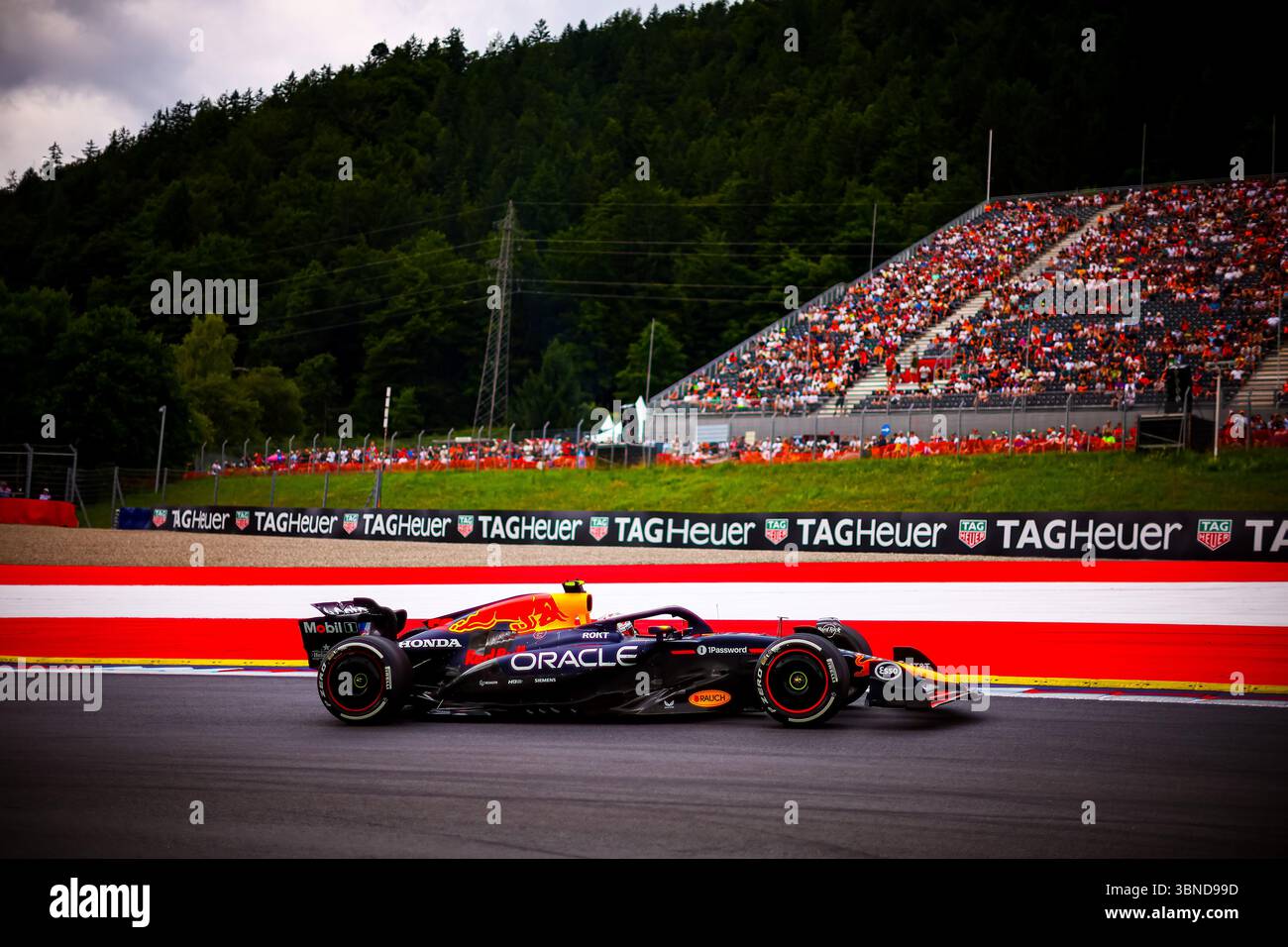 22 Yuki Tsunoda, (JAP) Oracle Red Bull Racing RB21, Honda, during the ...